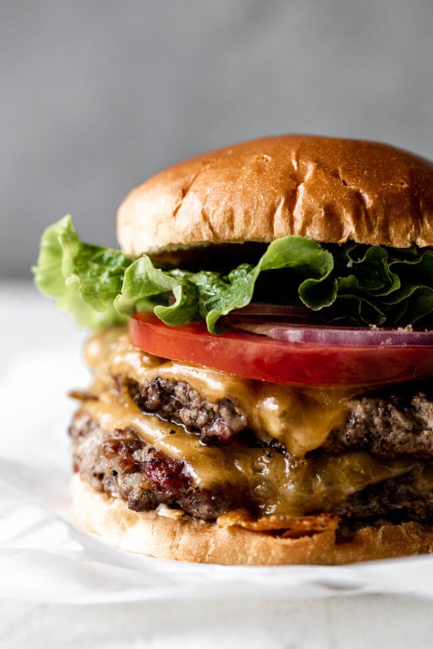 4-Step Triple Play Burger with Bacon, Pork & Beef - Cooking with ...