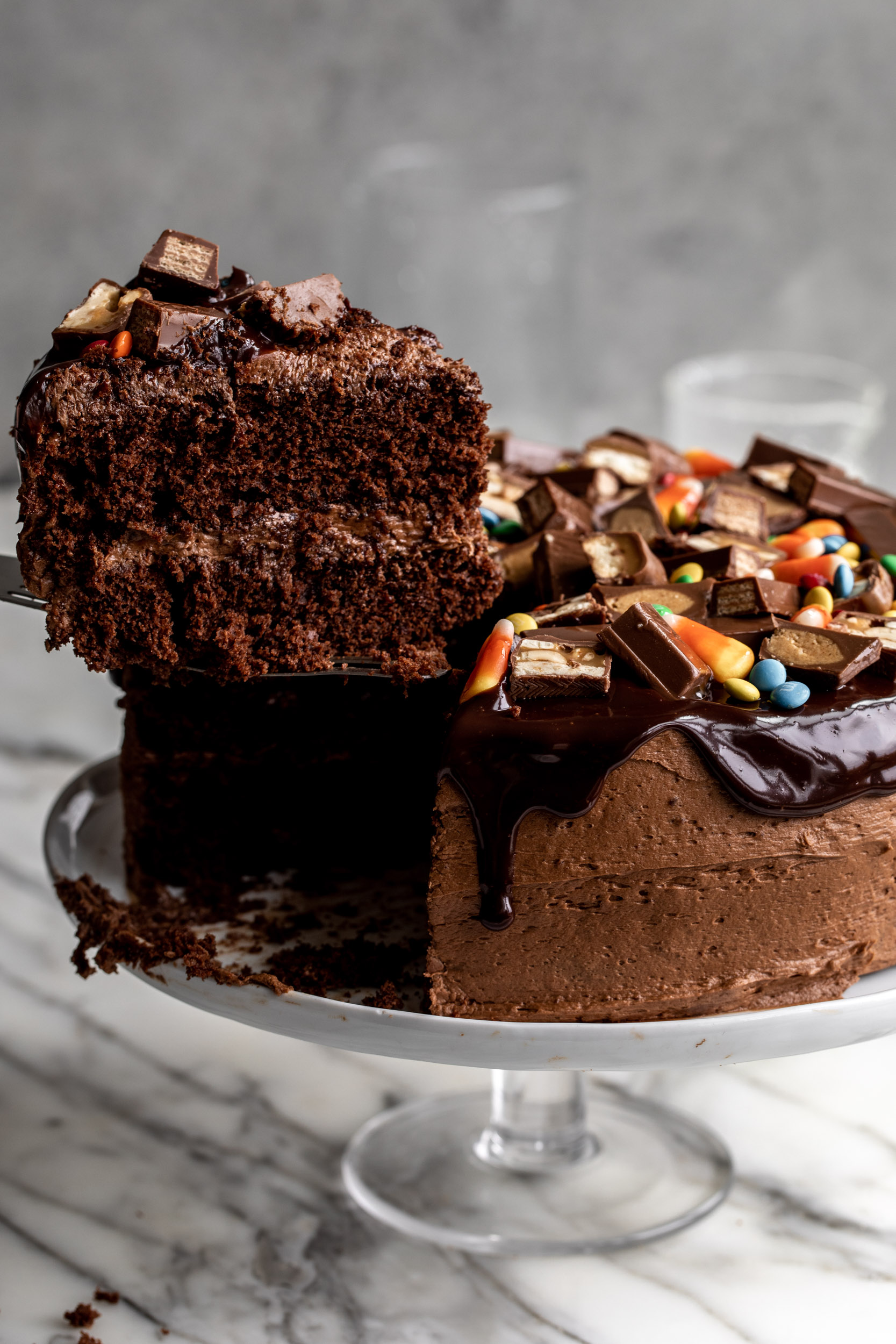 Chocolate Cake with Chocolate Ganache & Halloween Candy - Cooking with ...