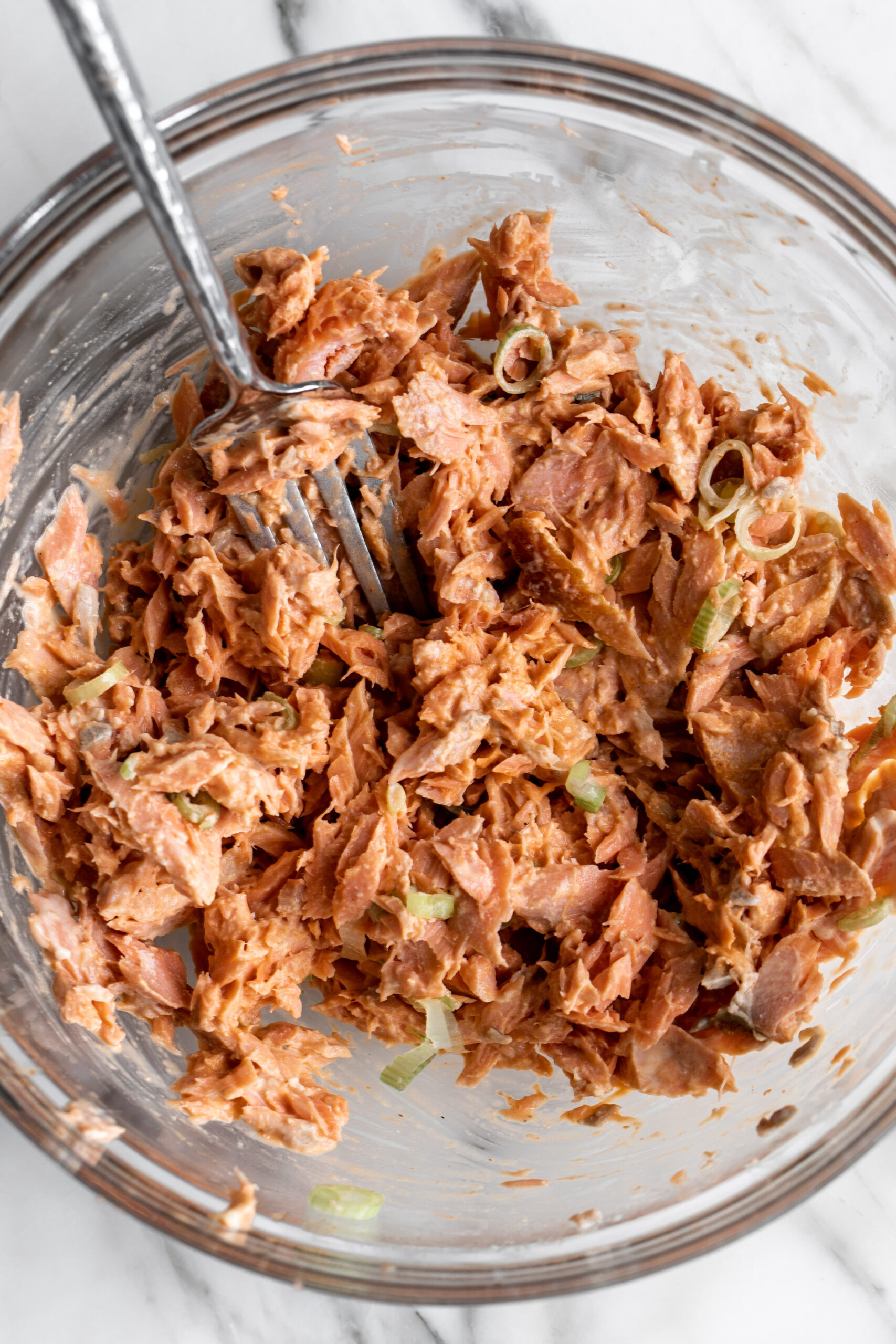 Spicy Salmon Salad Rice Bowls - Cooking with Cocktail Rings