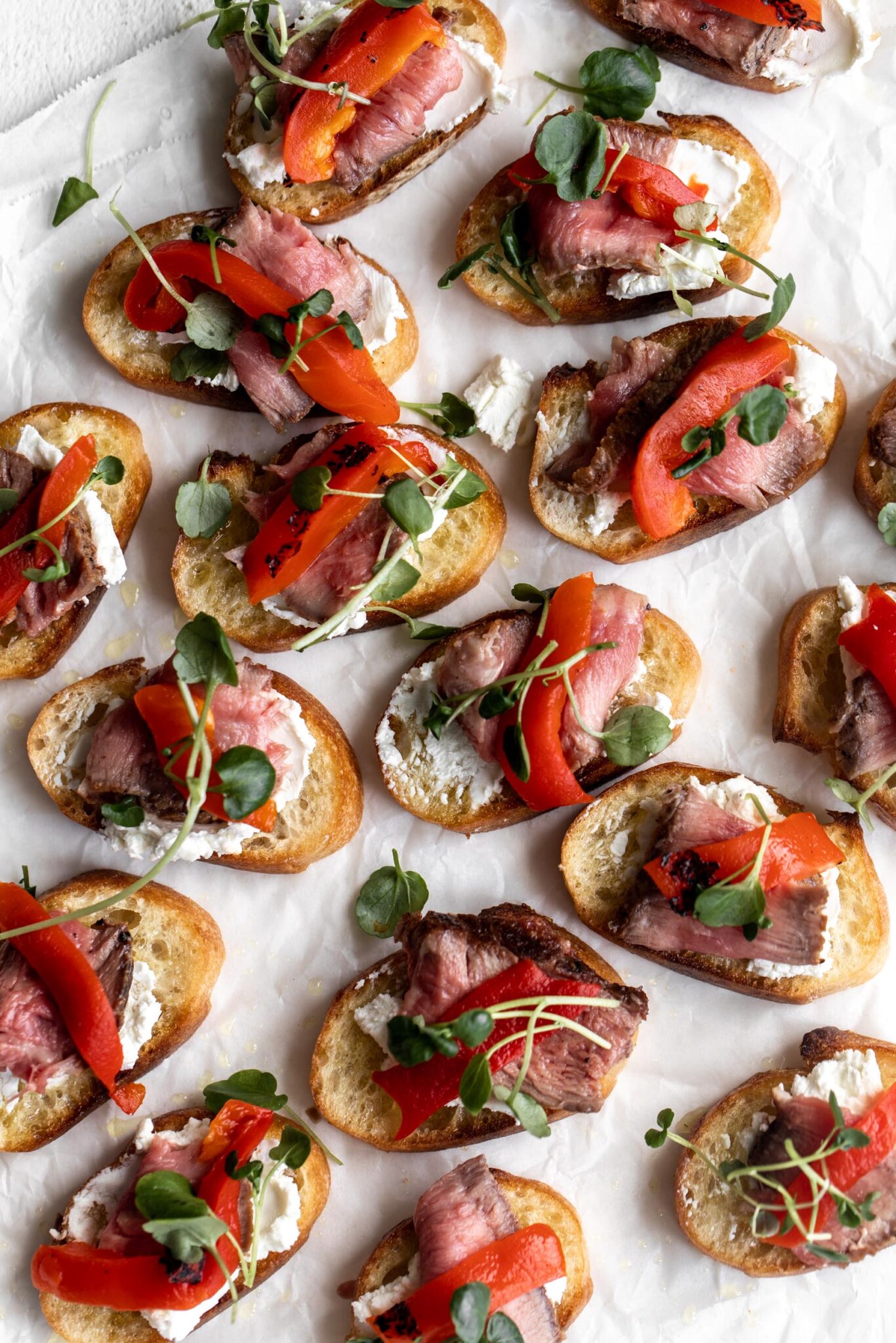 Steak Crostini with Peppers - Cooking with Cocktail Rings