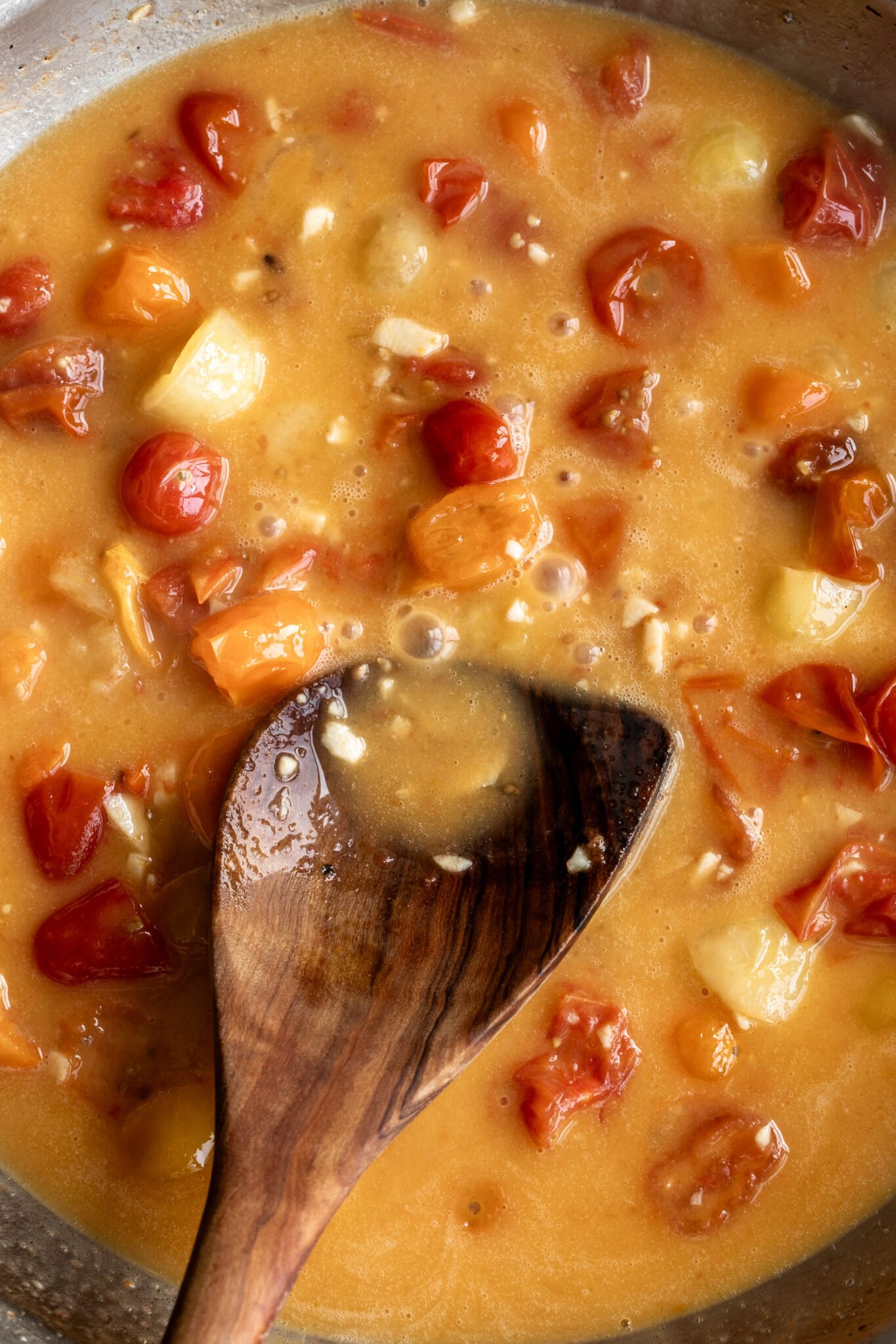 Summer Shrimp Scampi Pasta - Cooking with Cocktail Rings