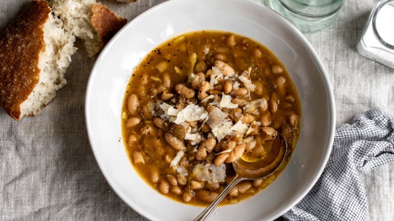 Easy 5-Step Brothy White Beans - Cooking with Cocktail Rings