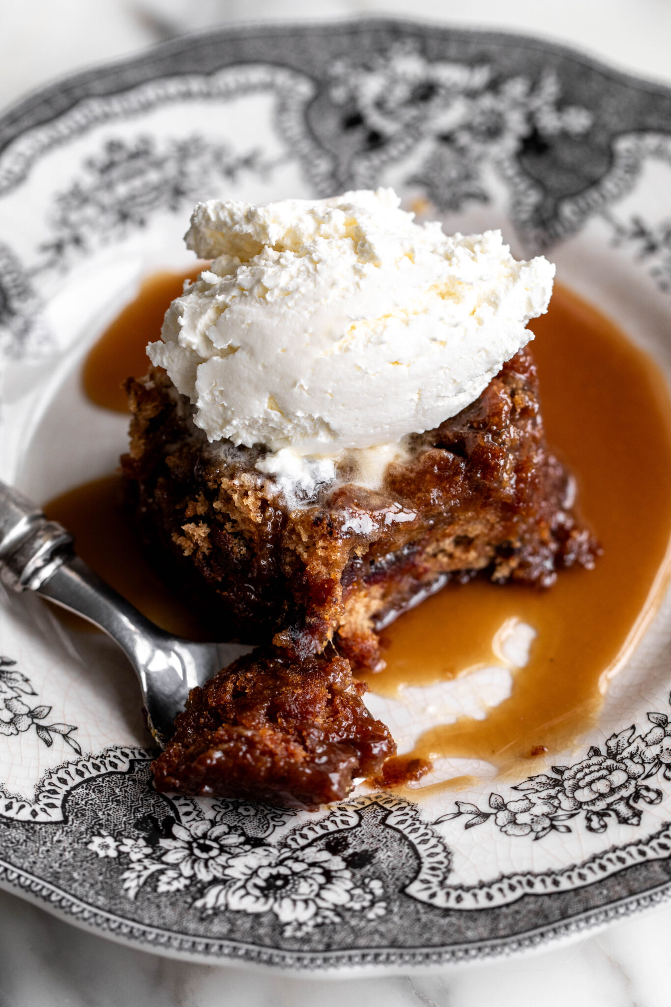 Sticky Toffee Pudding with Mascarpone Cream - Cooking with Cocktail Rings
