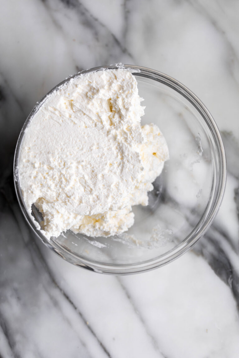 Sticky Toffee Pudding with Mascarpone Cream - Cooking with Cocktail Rings