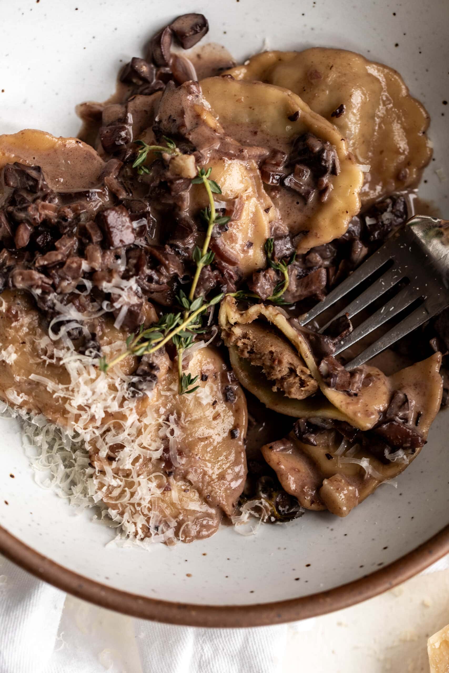 Creamy Mushroom Ragu Sauce - Cooking with Cocktail Rings